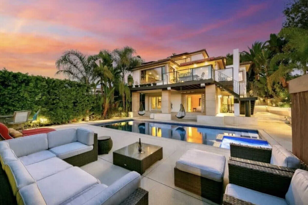 Best Large Family Vacation Rentals in the US - Groups Are A Trip