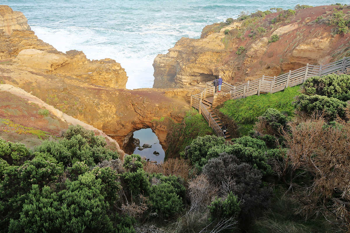 Visiting The Great Ocean Road As A Skip-Generation Vacation - Groups ...