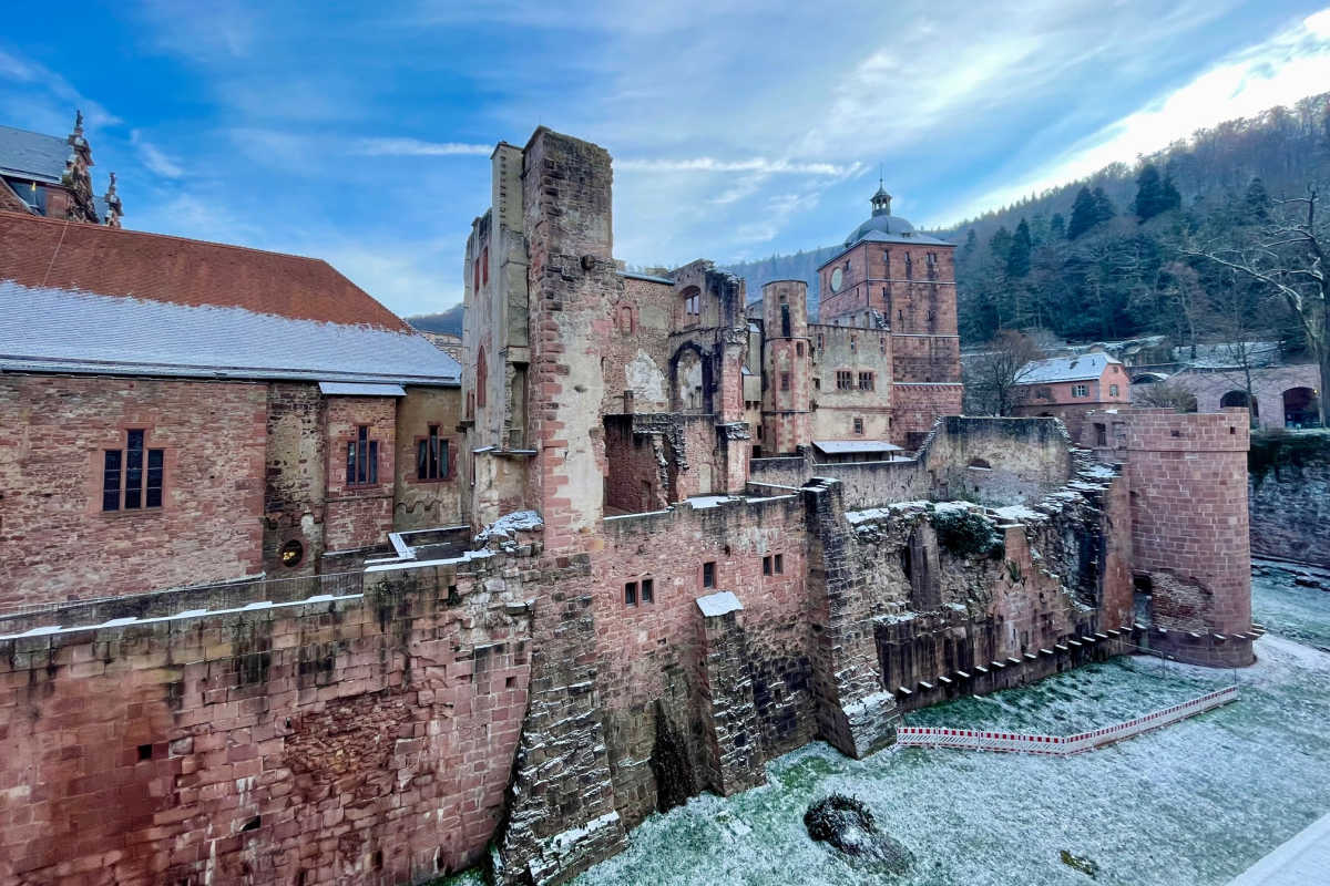 15 Epic Winter Break Ideas for Families - Groups Are A Trip