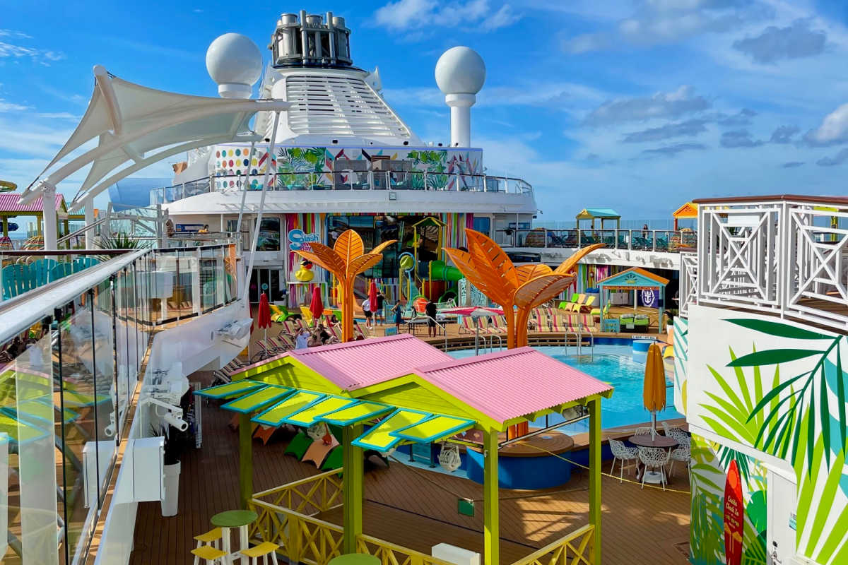 These Are The Best Cruises for a Girlfriend Getaway - Groups Are A Trip
