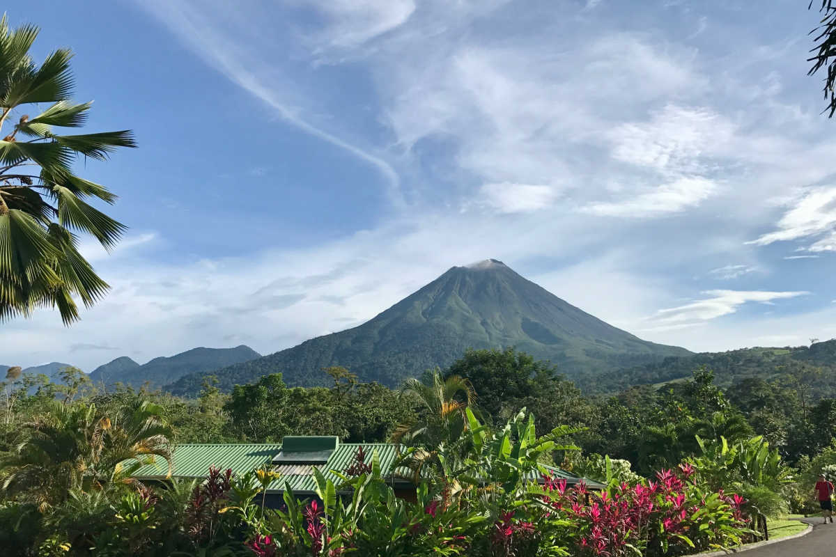 How to Plan a Trip to Costa Rica with a Large Family Group - Groups Are ...