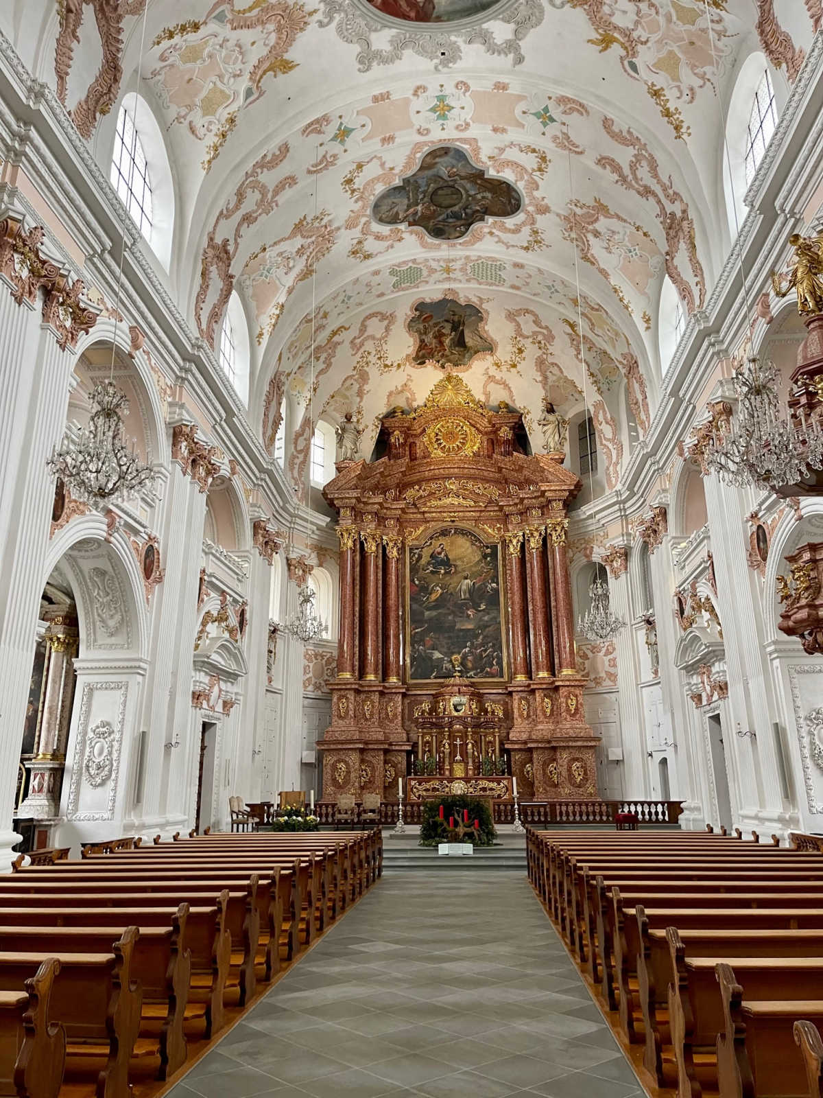 What Not to Miss on a Day Trip to Lucerne Switzerland - Groups Are A Trip